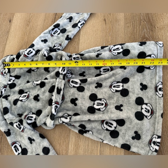 Disney | Pajamas | Disney Mickey Mouse Gray Robe 4t5t | Poshmark